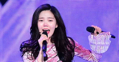 [엑s Hd] 오마이걸 효정 마이크 두 개 들고 앵콜~