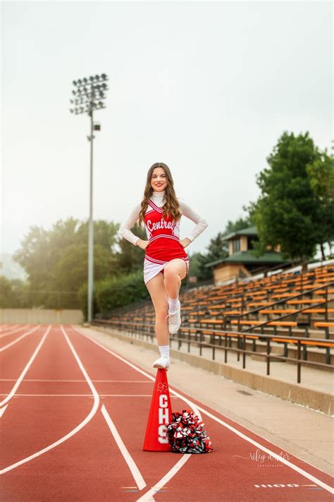 Senior Cheerleading Photo Artofit