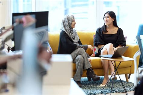 [sg News]ms Ong Who Used To Be A Software Engineer Now Leads A Team As An Engineering Manager