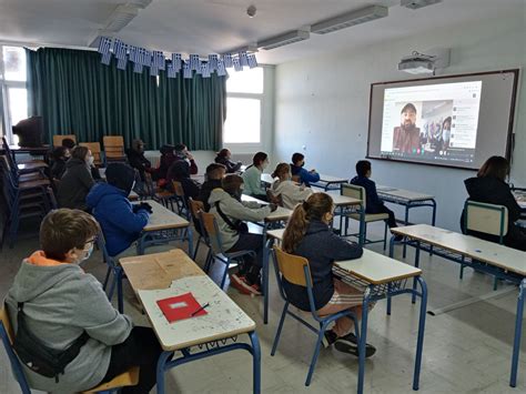 Α ΤΑΞΗ ΕΡΓΑΣΤΗΡΙΟ ΔΕΞΙΟΤΗΤΩΝ ΕΝΔΙΑΦΕΡΟΜΑΙ ΚΑΙ ΕΝΕΡΓΩ ΓΥΜΝΑΣΙΟ ΜΕ ΛΥΚΕΙΑΚΕΣ ΤΑΞΕΙΣ ΖΙΤΣΑΣ