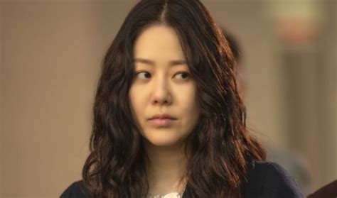 5 Rekomendasi Drakor Go Hyun Jung Pemain Drama Mask Girl