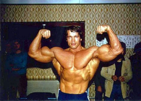Arnold Bodybuilding Arnold Flex Arnold Biceps Pose Arnold Posing
