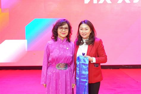 Социал демократ Монголын эмэгтэйчүүдийн холбоог Х Булгантуяа удирдана