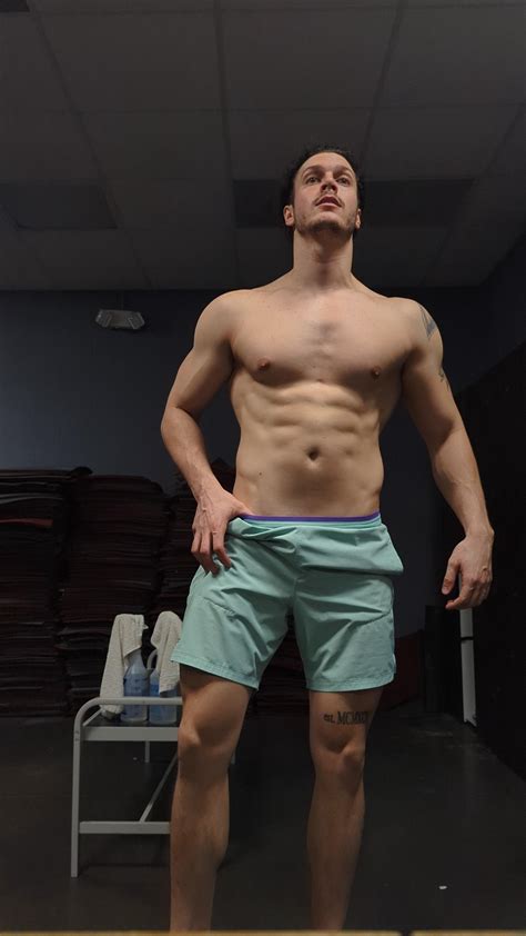 Watch Me Strip R Clothedmuscle