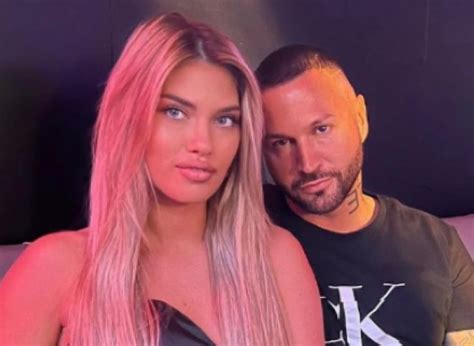 UhvaĆena Sa Drugim Isplivao I Dokaz Poslije Rastanka Od Ša Evo šta Je Vanja Radila Cijelu Noć