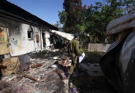 January 30 2025 Eight Hostages Freed From Gaza Amid Chaotic Scenes As