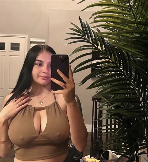 Elissavictoria Ellissavictoria Posts X