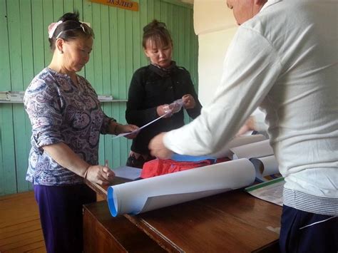 санал авах байрны ахлах зохион байгуулагч зохион байгуулагчдад сонгуулийн хууль эмхтгэл сүлд