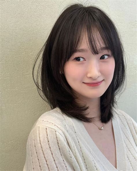 강남미용실 더차강남 최영실장 레이어드 전문 단발 중단발 레이어드컷 On Instagram 포근한느낌의 중단발 레이어드로 고급스러운느낌까지🤍 페이스라인까지연결된 앞머리