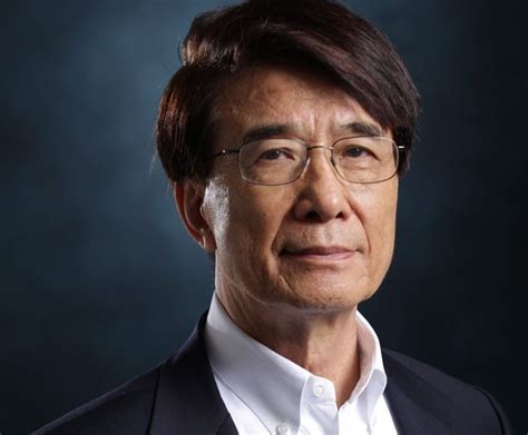 Physicists Induce Superconductivity In Non Superconducting Materials