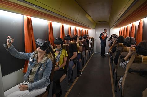 Virtual Reality Tourism Can Boost Travel In A Post Pandemic World Big Think
