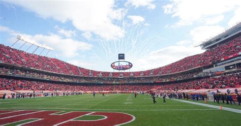 6 Ways To Improve Sports Stadiums For Fans And Entertainment Footbasket