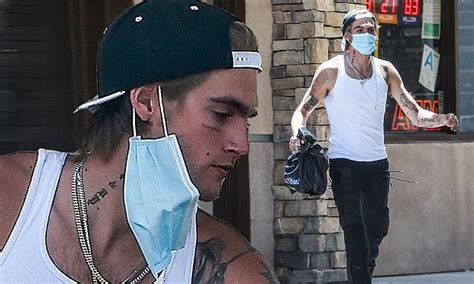 Presley Gerber Tattoos Presley Gerber Debuts A Face Tattoo Yaxn