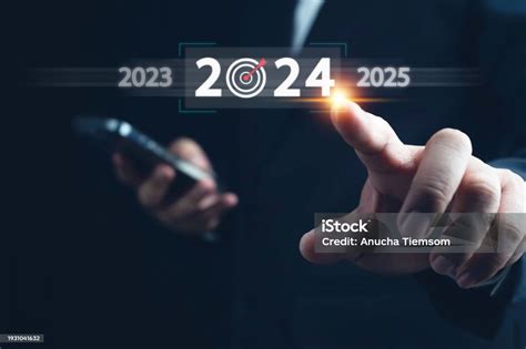 2024년 사업 계획 및 전략 개념 비즈니스 목표 트렌드 2024 디지털 마케팅 이익 수입 경제 주식 시장 동향 및 비즈니스 2024 동향 도전 및 비즈니스 전략 12월