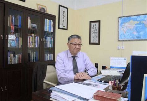 МУ ын нэрт дипломатч Ж Баясах “ШХАБ нь бүс нутаг болон дэлхий нийтийн хөгжилд улам чухал хувь