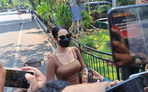 Jadi Tersangka Kasus Produksi Film Porno Siskaeee Terancam 10 Tahun