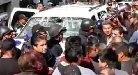 Chilango Intentan Linchar A Dos Presuntos Ladrones En Cuajimalpa