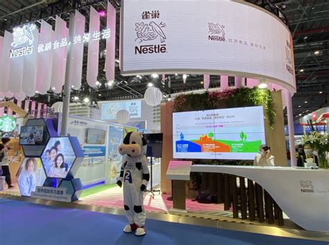 汇聚21个国家260款畅销产品，进博会上雀巢展台“很拼”进博会在线澎湃新闻 The Paper