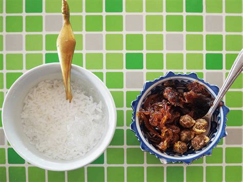 去泰國別只吃香蕉煎餅吃這5樣小吃才內行 形油條酸味炭火香腸 食尚玩家