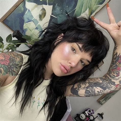 15 Edgy Shag Haircuts You Ll Love Rocking In The Summer Artofit