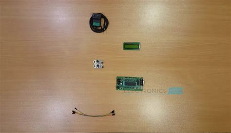 Bidirectional Visitor Counter Circuit Using Microcontroller Electronicshub