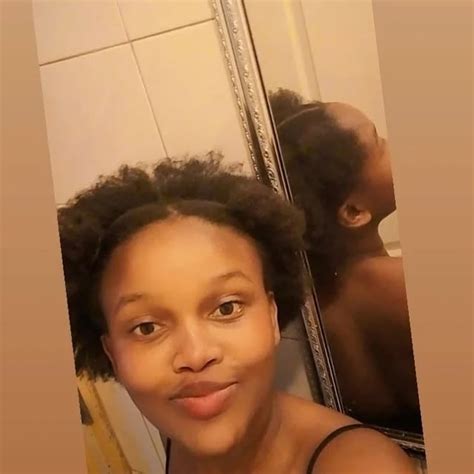 Anathi Anathi Tyiso On Threads