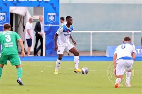 Siddick Aboubakar Se Rapproche Du Fc Lorient