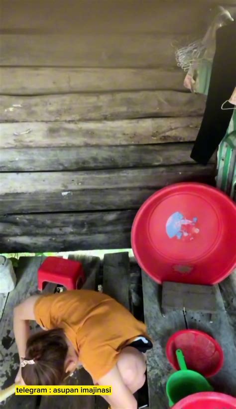 Ngintip Pipis Eporner