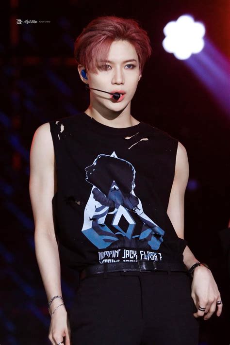 Here Are The Top Male Idols Who Can Completely Change From Cutie Pie To Sex Symbol In A