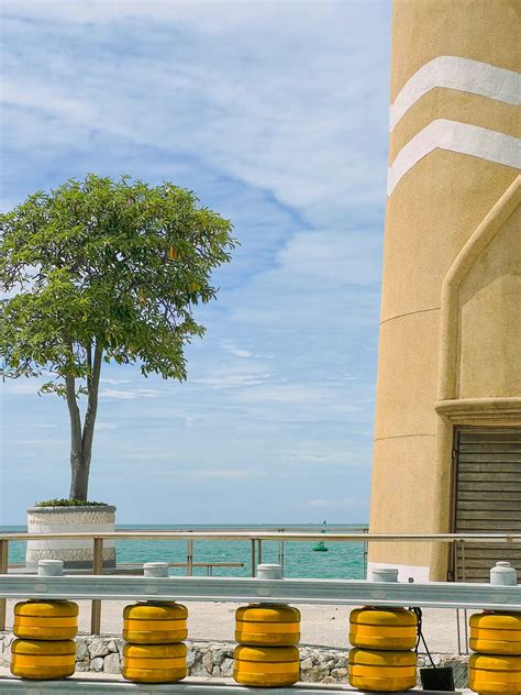 พัทยาแค่ปากซอย 📍ประภาคารพัทยา แกลเลอรีที่โพสต์โดย Por Kewalin Lemon8