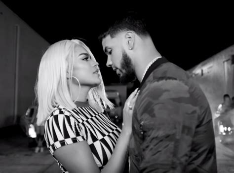 Starry Eyed From Anuel AA Karol G S Cutest Couple Moments E News UK