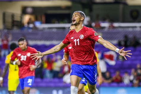 Lassiter Se Convierte En Líder Aprendiendo De Las Leyendas