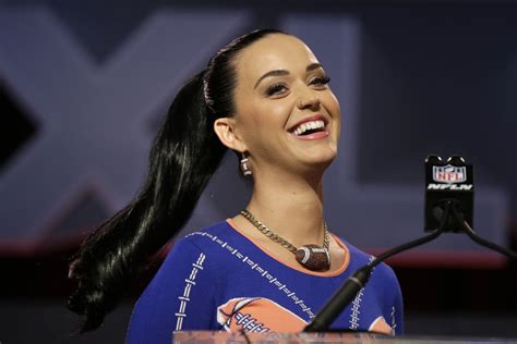 Katy Perry Is The Face Of Handms 2015 Holiday Campaign