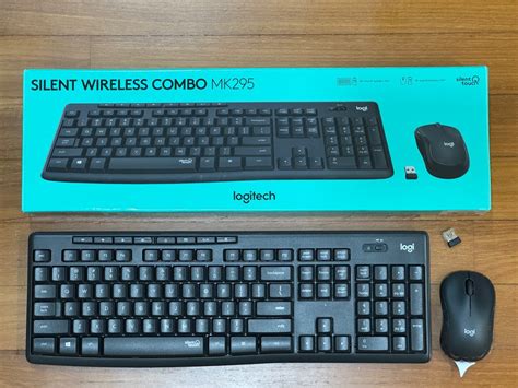Logitech Mk295 Silent Wireless Combo Comfort Compact Mouse Full Size Keyboard Computers And Tech