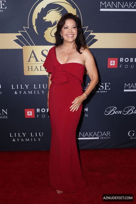 Ren Hanami Feet Aznudefeet