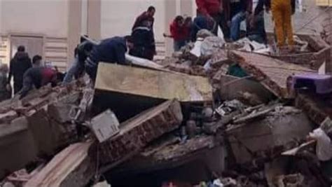 انتشال جثتين من أسفل عقار المحلة المنهار وارتفاع حصيلة المصابين لـ4
