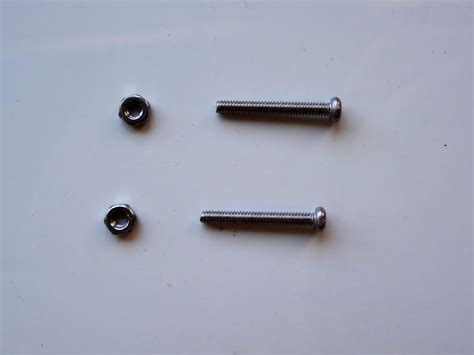 Mitov Software Assembling Elegoo Smart Robot Car Kit Step 4 Installing The Battery Box And