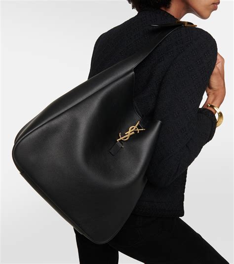 Le 5 à 7 Supple Large Leather Shoulder Bag In Black Saint Laurent