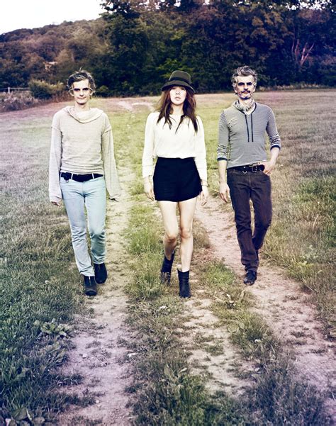 Blonde Redhead Discuss Japan Benefit Album Featuring Deerhunter Interpol Four Tet More