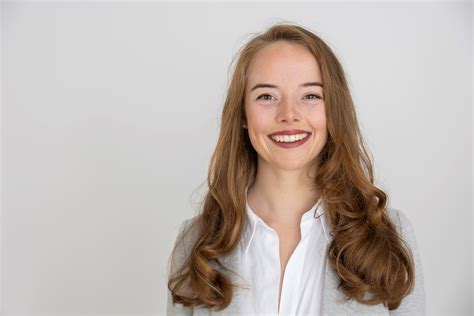 Isabella Hebel Lehrstuhl Für Klinische Psychologie Und Behavioral Health Technology