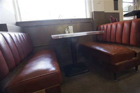 Couple Caught On Camera Performing Sex Act In Restaurant Booth