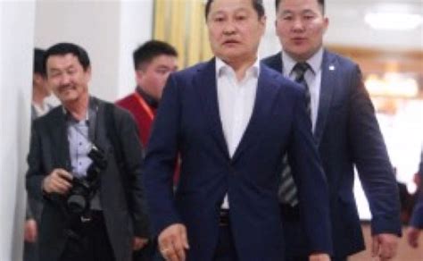 Н Алтанхуягийн төрсөн дүү Н Наранцэцэгийг үндэслэлгүйгээр хорьж байна гэв