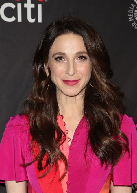 Marin Hinkle At The Marvelous Mrs Maisel Presentation At Paleyfest In