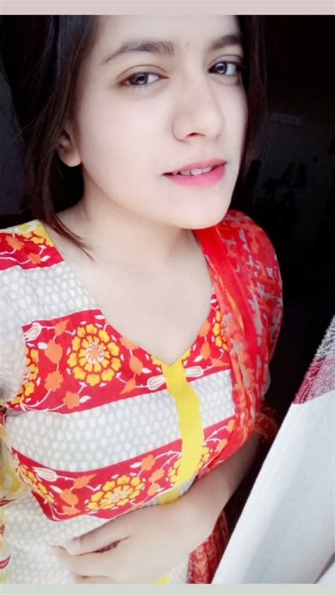 Can Anyone Give Me Her Ig Scrolller