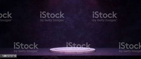 프리젠 테이션 최소 무대 연단 강한 어두운 희미한 보라색 색상 배너 배경 대기 조명 그래픽 디자인 3d 일러스트 3차원 형태에 대한 스톡 사진 및 기타 이미지 Istock