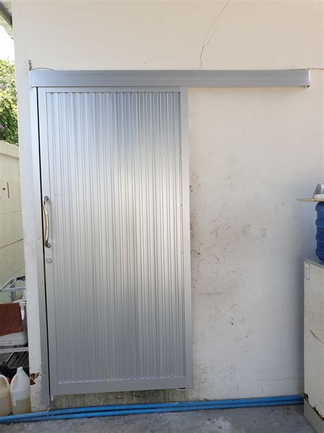 บานประตูบานเลื่อนแขวนใส่อลูมิเนียมเต็มบาน สนใจติดต่อ Okอลูมิเนียม 📣☎