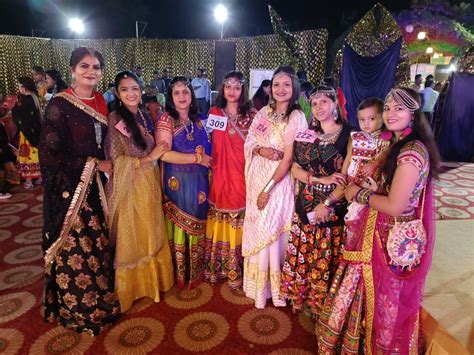 जैन सोशल ग्रुप का कार्यक्रम डांडिया क्विन बनी सिमरन मोहित धारीवाल