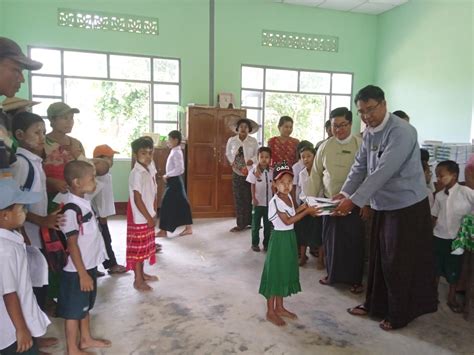 အင်္ဂပူမြို့နယ်အတွင်းရှိ အခြေခံပညာကျောင်းများတွင် ကျောင်းအပ်နှံရေးနေ့အဖ