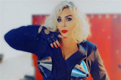 Ірина Білик показала як виглядала на обкладинці свого альбому понад 20 років тому фото