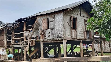 ကောလင်းတွင် စစ်တပ် ဗုံးကြဲမှုကြောင့် အမျိုးသမီး ၁ ဦး သေဆုံးပြီး ၄ ဦးထက်မနည်း ဒဏ်ရာရ